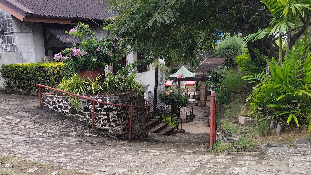 Magandang pasyalan sa Cebu plaza - YouTube