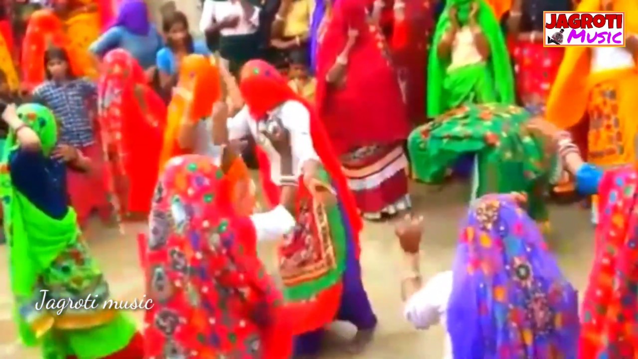 Balli gurjar song// Raja ji मोपे फूलन की बुर्सेट//Gurjar dance - YouTube