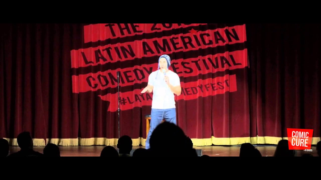 Cristian Munarriz - 2016 Latin American Comedy Festival Winner - YouTube