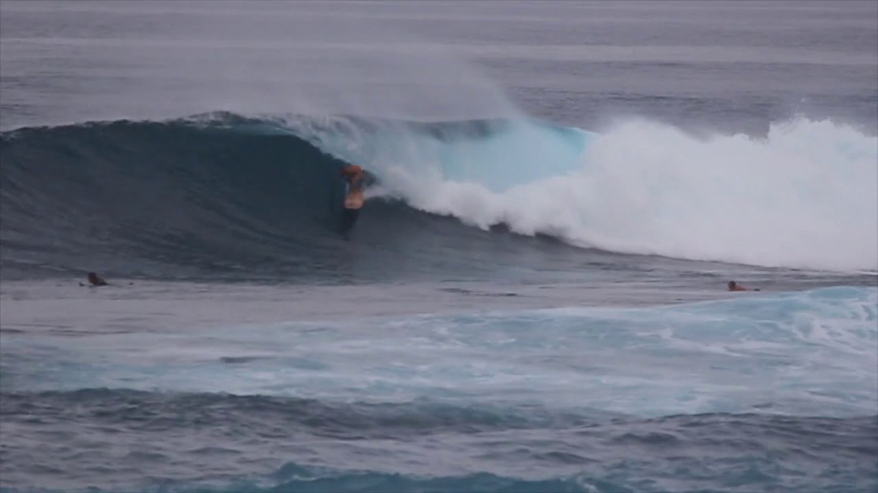 bit o barrel at Sunset Beach - YouTube