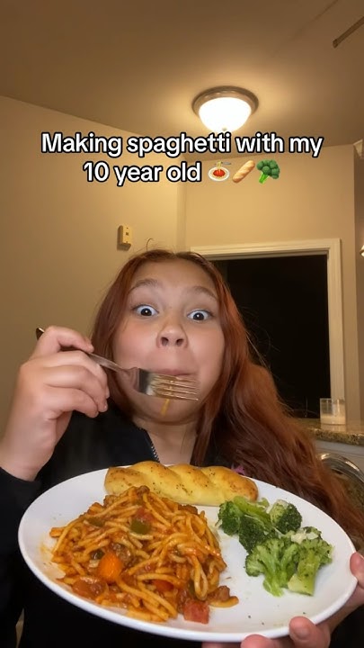 Teaching my 10 year old how to make spaghetti - YouTube