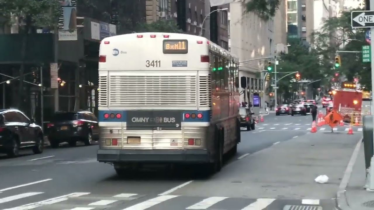 M3 BxM3 BxM7 BxM11 BM1 BM3 SIM4C Buses Action At 5th Avenue m3-bxm3-bxm7-bxm11-bm1-bm3-sim4c-buses-action-at-5th-avenue