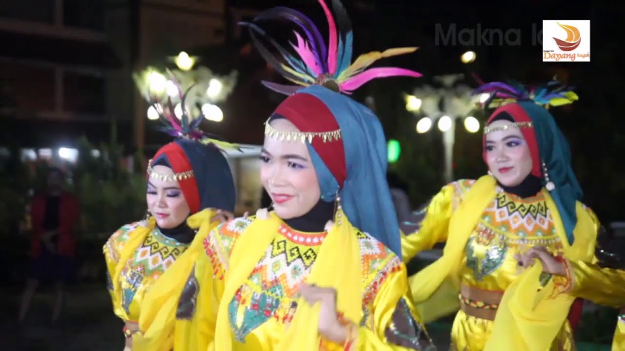 TARI RONGGENG PASER by Sanggar Seni "Dayang Regok" Paser - YouTube