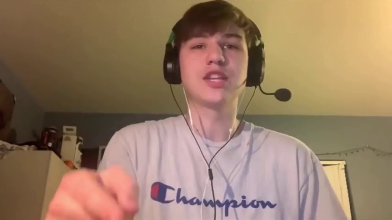 Kid rapping Godzilla fast part perfectly - YouTube