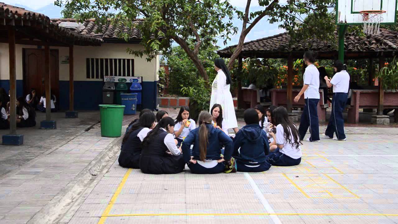 Video Colegio - YouTube