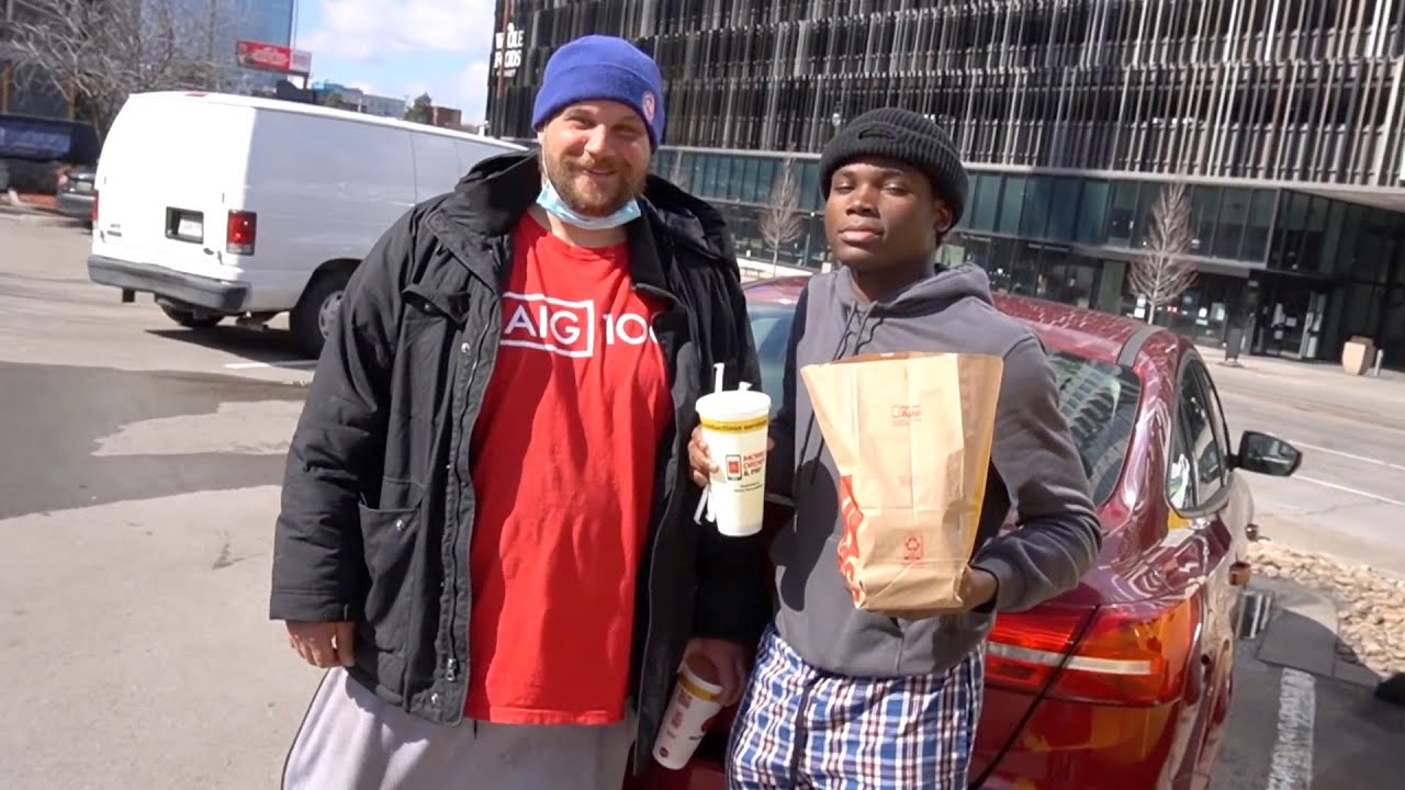 Kanel Joseph Helps & Feeds Homless Guy - YouTube