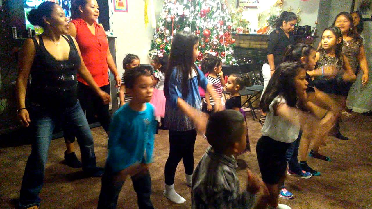Baila de chachao janet cumpleaños - YouTube