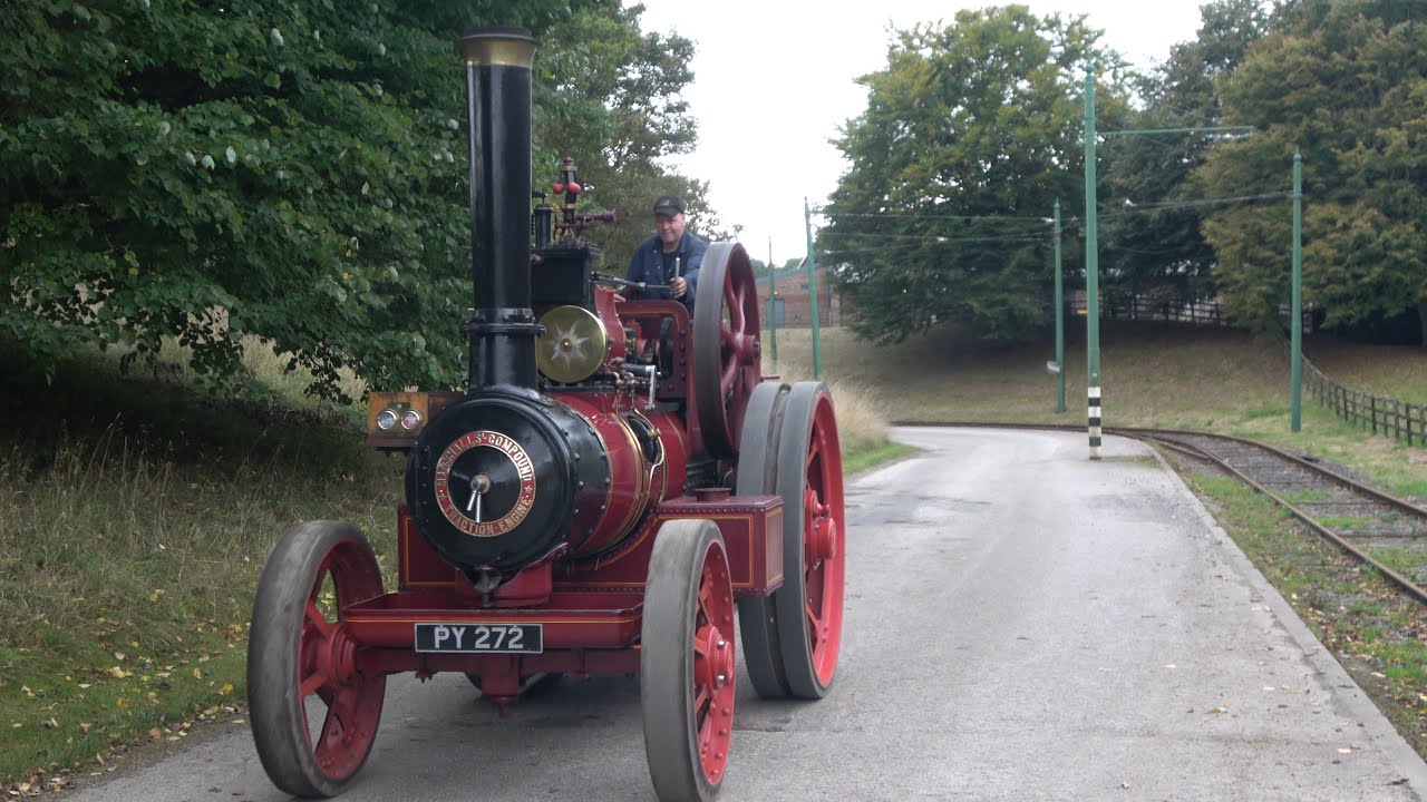 Marshall Steam Tractor "Wayfarer" - YouTube