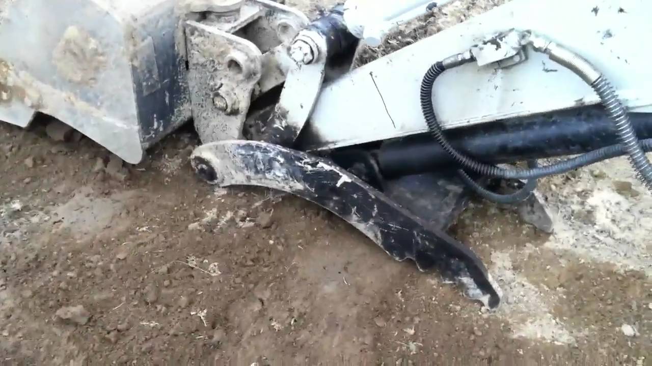 Takeuchi TB138 Tour - YouTube