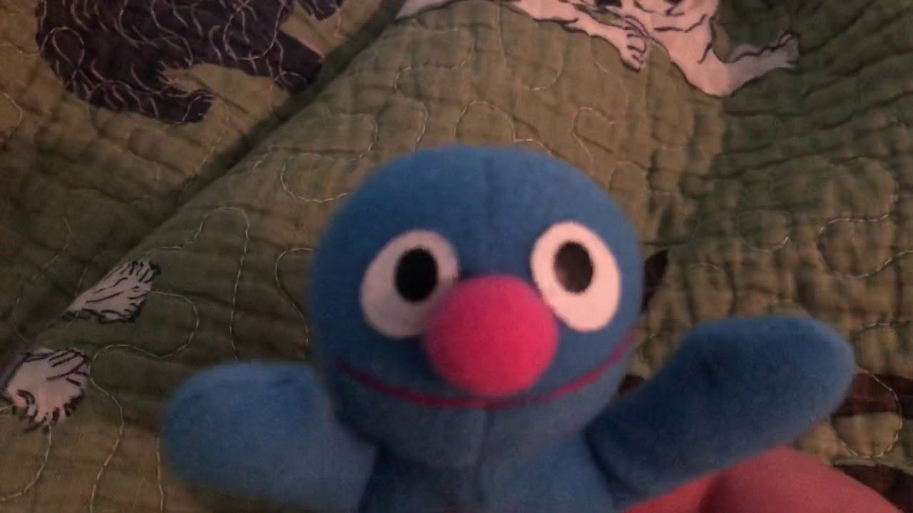Grover In The Library - YouTube