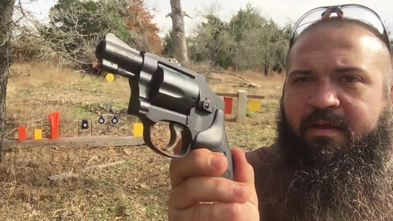 Shooting the Smith & Wesson J-frame 442 Airweight - YouTube
