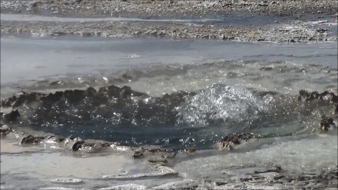 Beach Geyser (HD) - YouTube