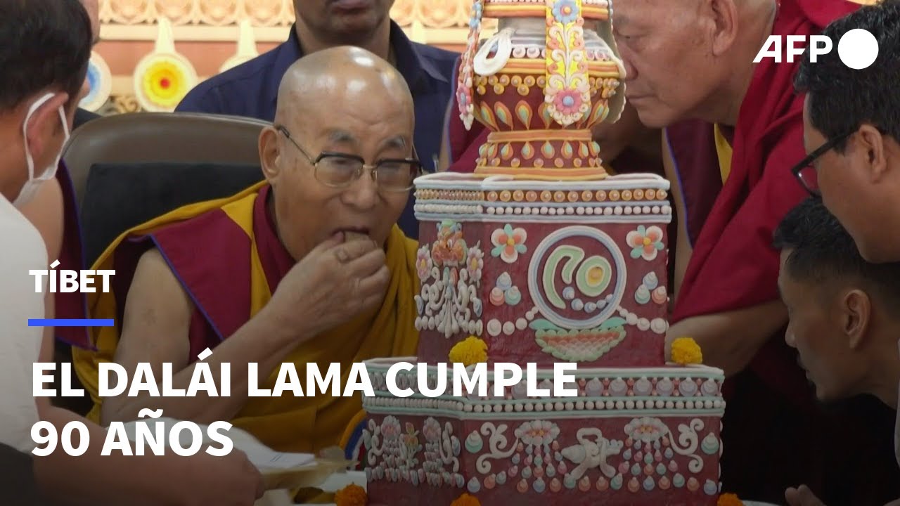 El dalái lama, líder espiritual del Tíbet, cumple 90 años | AFP - YouTube