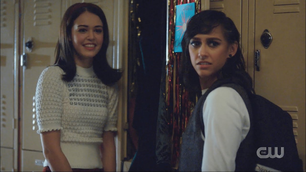 Legacies 3x08 Josie and Finch talk. Hope needs Josie's help - YouTube