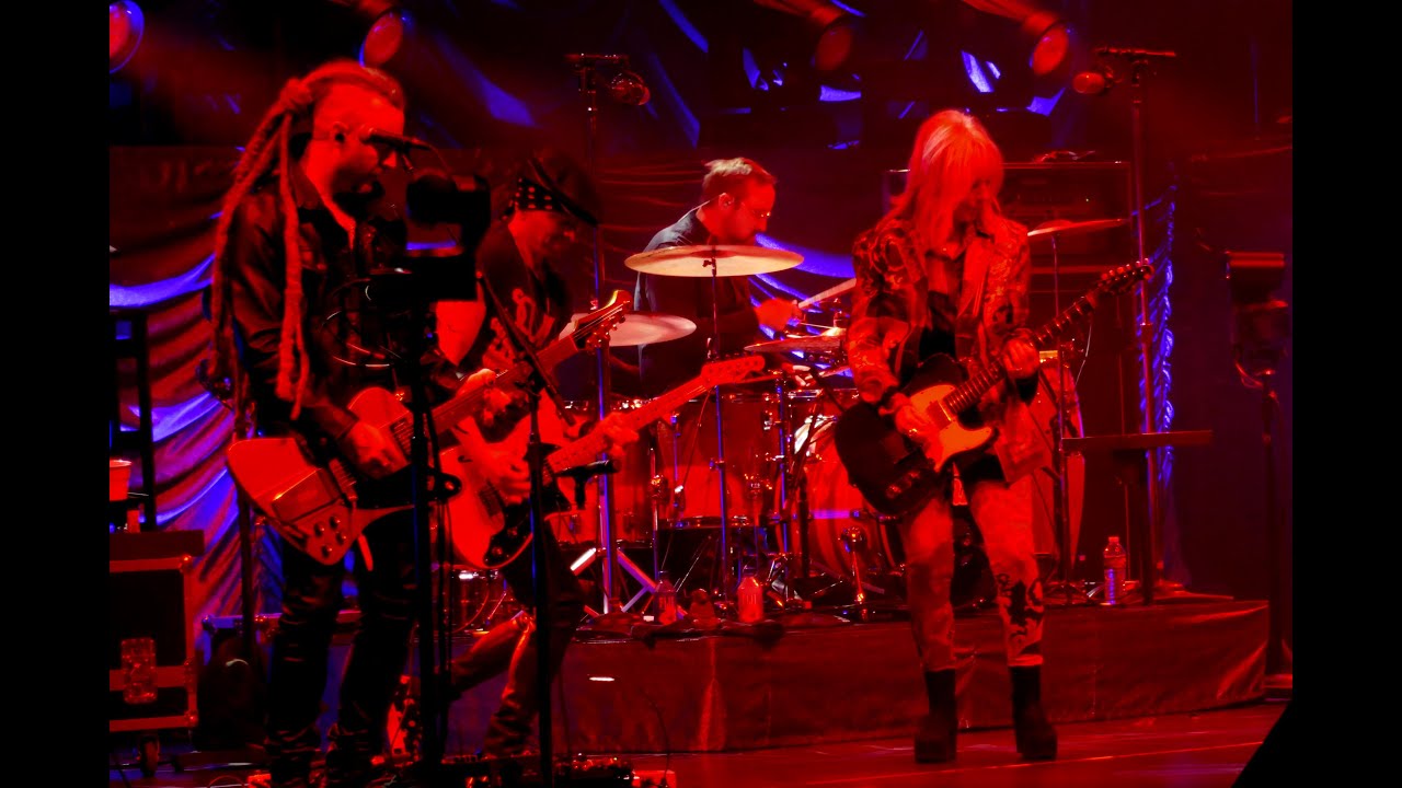 Heart - Straight On - Live at PPG - Pittsburgh, PA - 2024 - YouTube