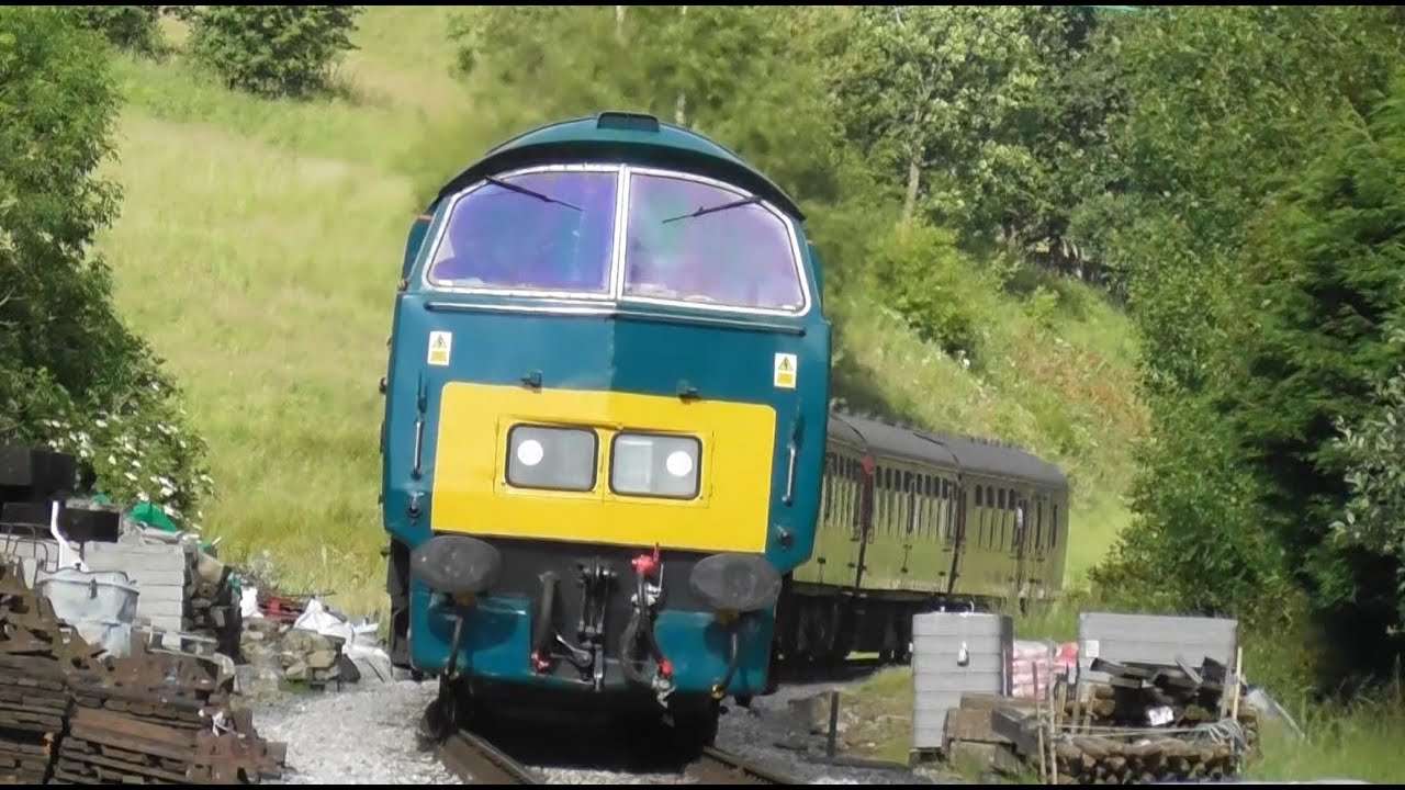 Class 52 D1015 Western Champion at Oakworth at 5:15pm Sunday 23rd June ...