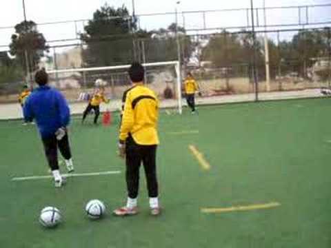 Saviour Darmanin - Demonstrating Goalkeeping techniques 3 - YouTube