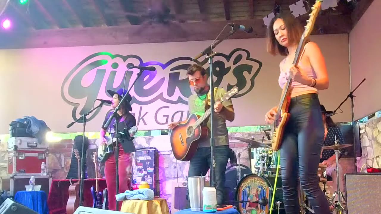 Texas Radio Live featuring Madam Radar - YouTube
