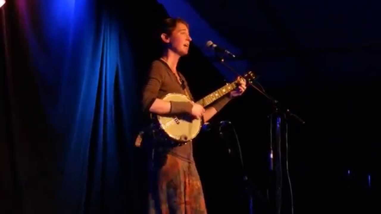 Rachel Eddy singing Gospel Plow at Didmarton, 2014 - YouTube