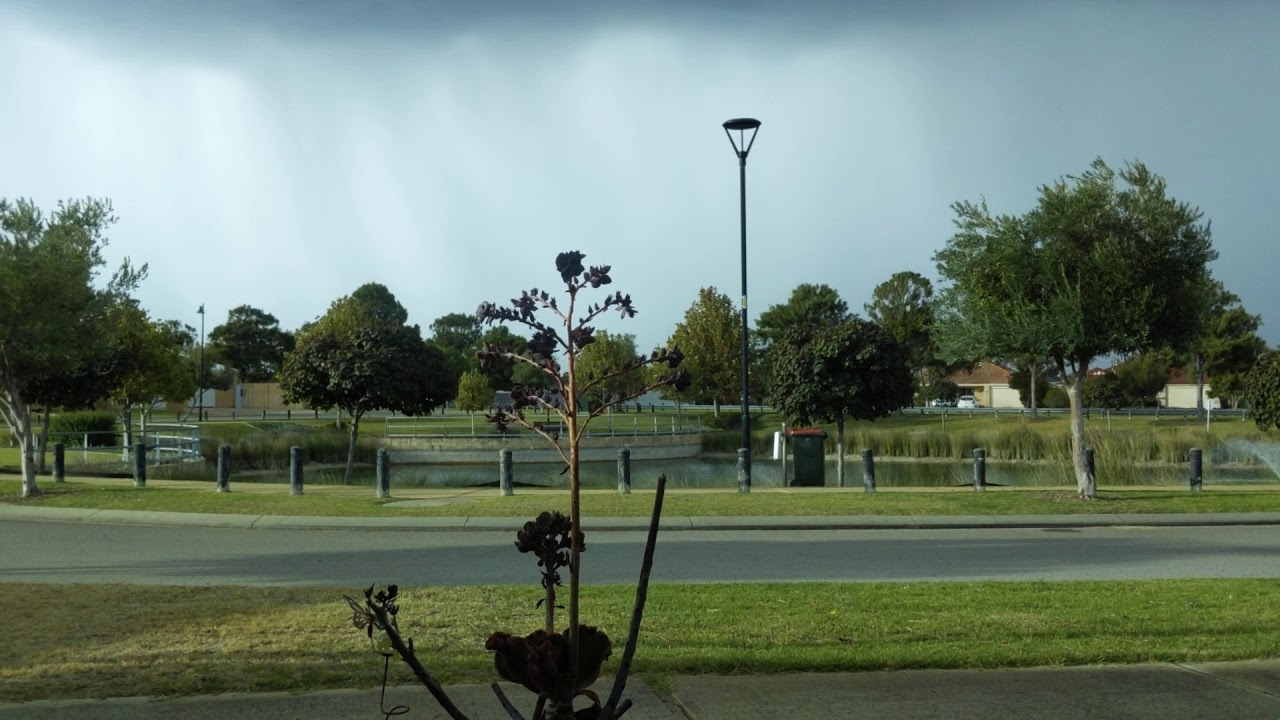Thunder time-lapse(1) - YouTube
