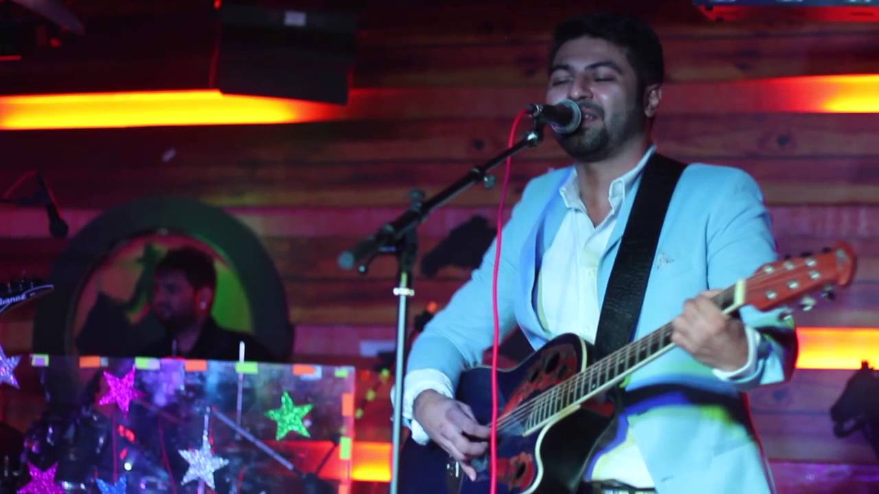 Bhaven Dhanak - Dubai Live In Concert - YouTube