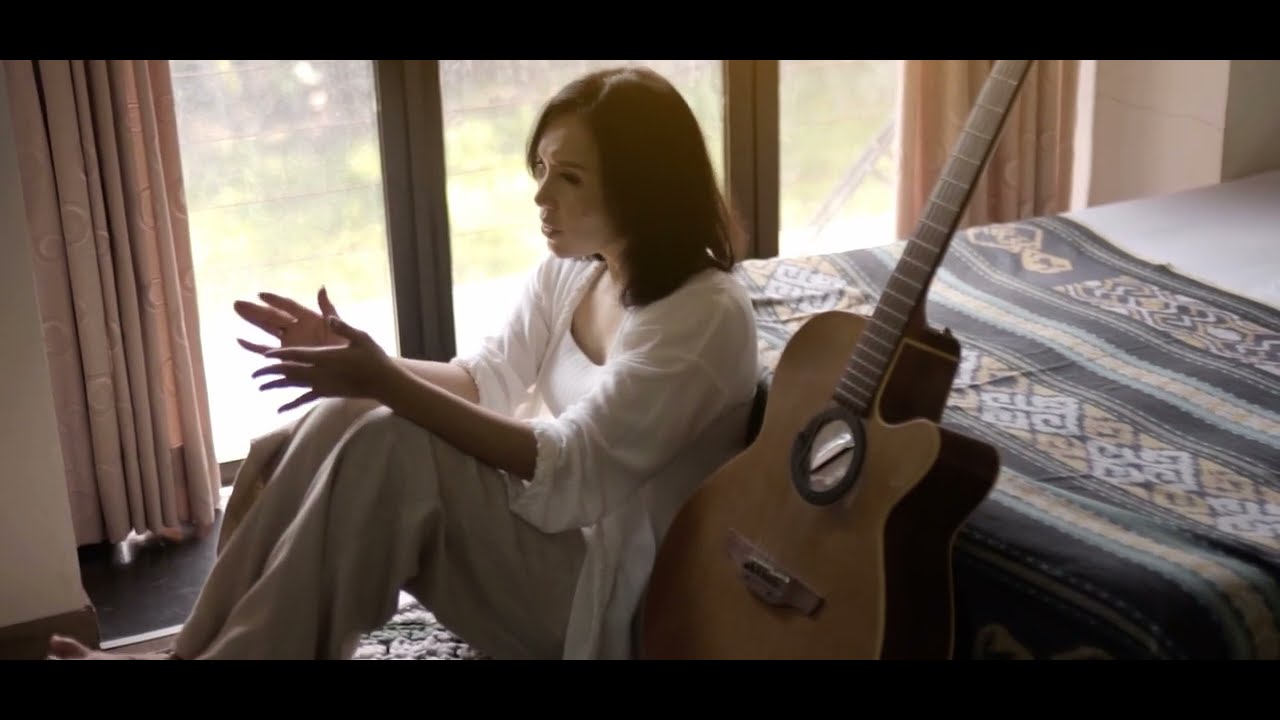 ELLIE - The Spirit (Official Music Video) - YouTube