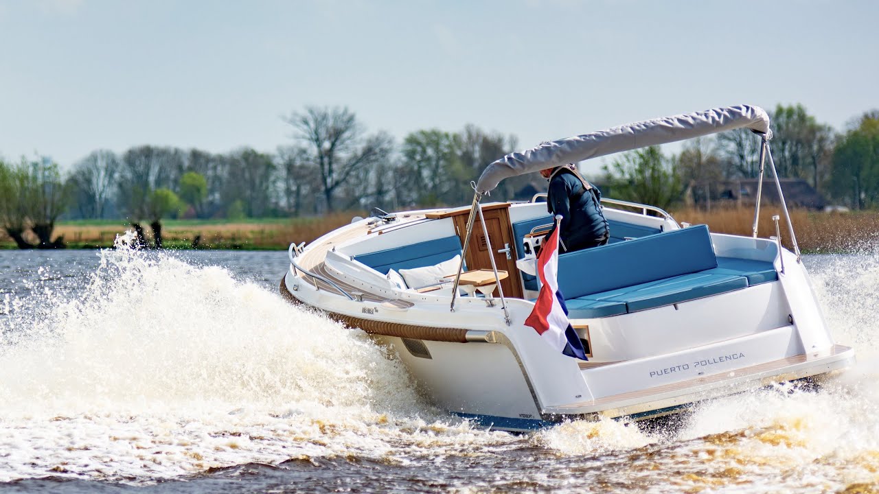 Interboat Intender 950 Cabrio World Premiere - Palma Boat Show Walk ...
