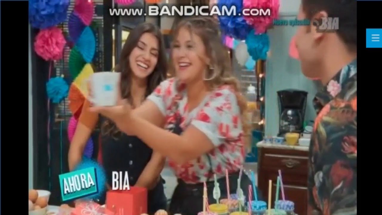 BIA - Bia Llega a la Fiesta de Daisy | (Capitulo 56) - YouTube