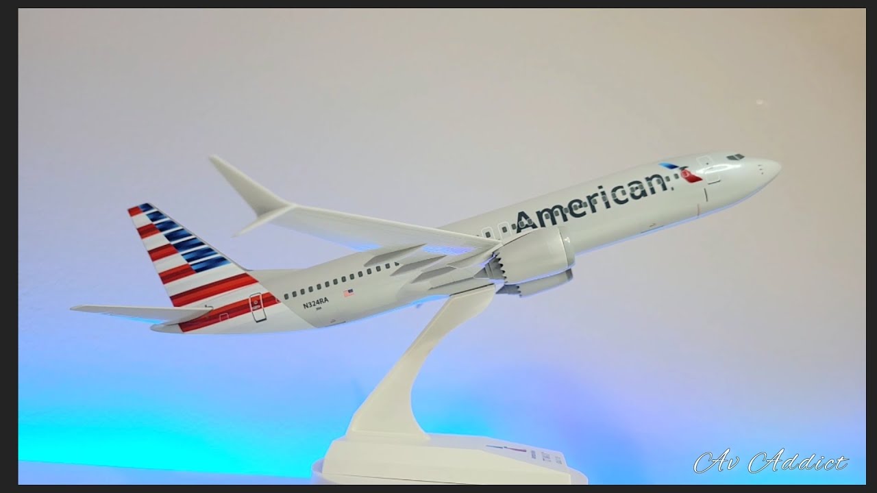 American Airlines 737 MAX8 Daron Skymarks scale 1:130 Unboxing - YouTube