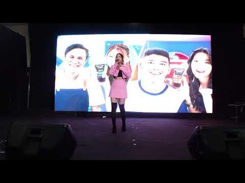 JKT48 - Stage activity Sisca @. MnG fest Nice To See You - YouTube