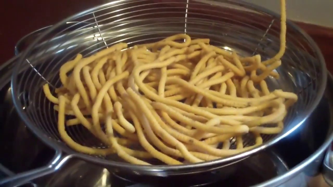 Karapusa కారప్పూస కి పిండి ఈ విధంగా కలుపుకుంటే కరకరలాడుతూ చాలా ...