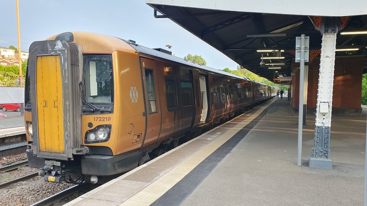 West Midlands Railway 172218 (2B88) Kidderminster - Stourbridge ...