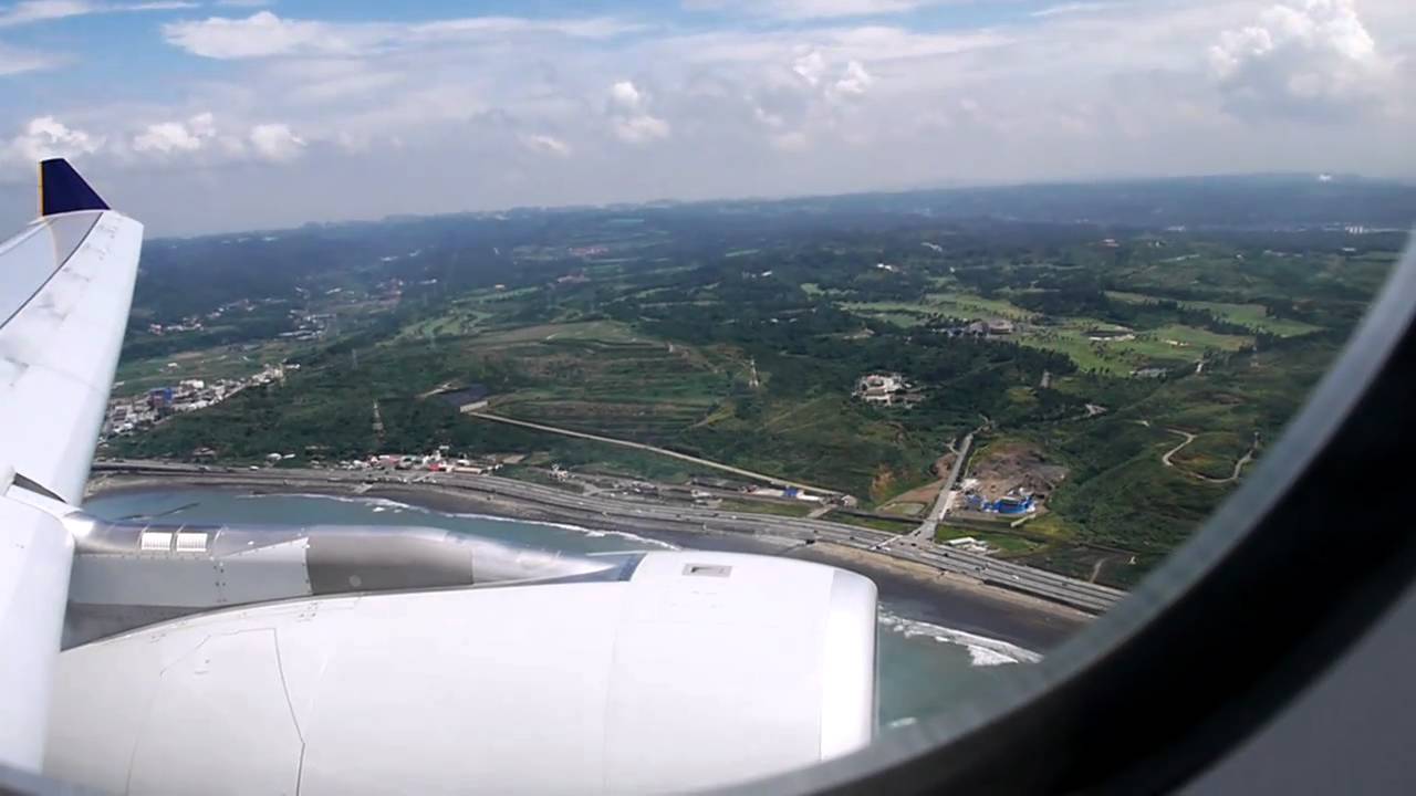 SQ 876 SIN - TPE RCTP Runway 23 Airbus 330 - YouTube