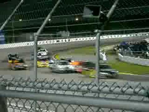 Milwaukee Mile Race Action - YouTube
