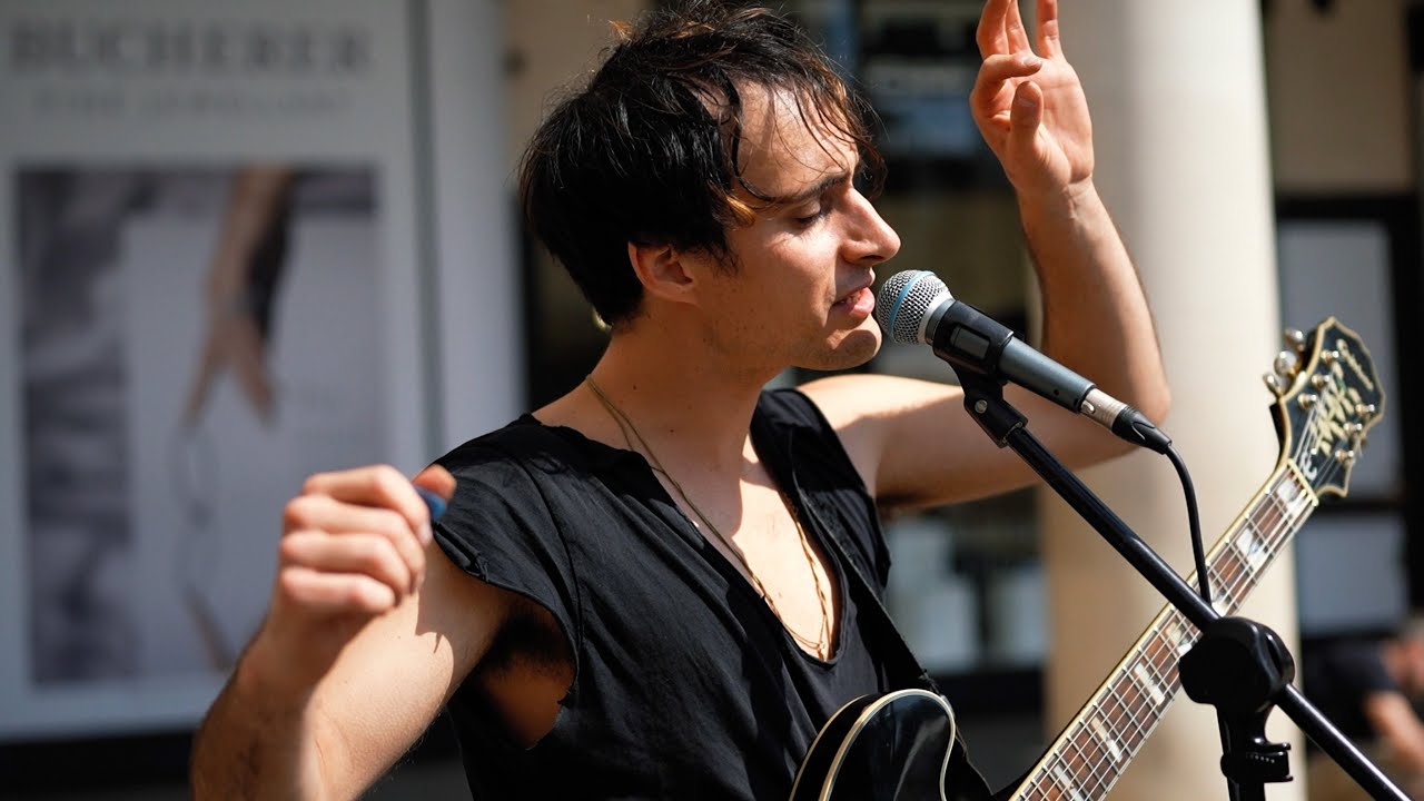 Romain Axisa - Knockin' On Heaven's Door (Bob Dylan cover) - YouTube