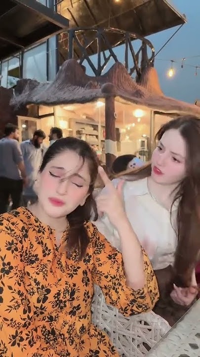 Sana yousaf viral video | sana Yousuf | sana TikToker Sana vlogs - YouTube