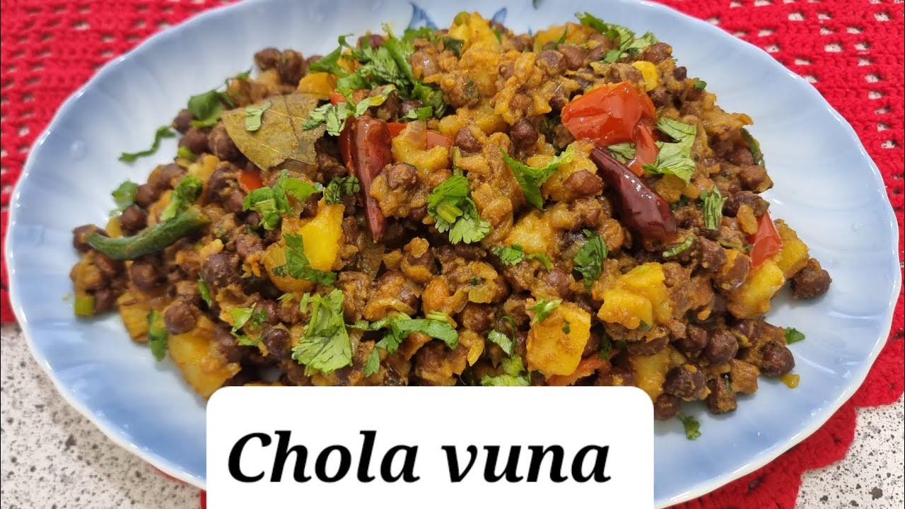 🍲 Chola Boot Bhuna Recipe | Hearty and Flavorful Black Chickpea Curry 🌶 ...