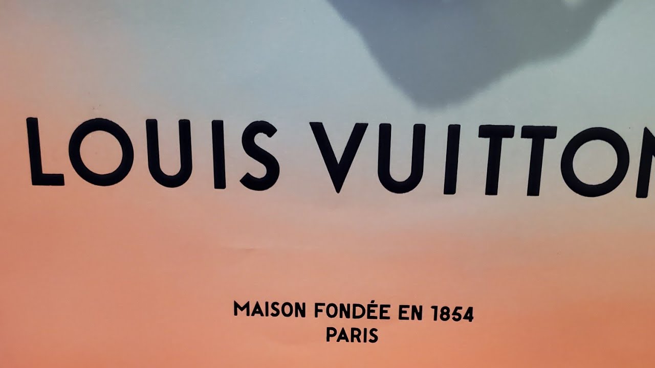 Unboxing Louis Vuitton Watch Packaging » STRONGER