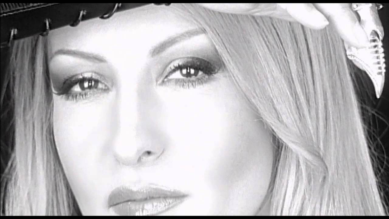 Άντζυ Σαμίου - Πίνω και μεθώ (OFFICIAL VIDEO) - YouTube