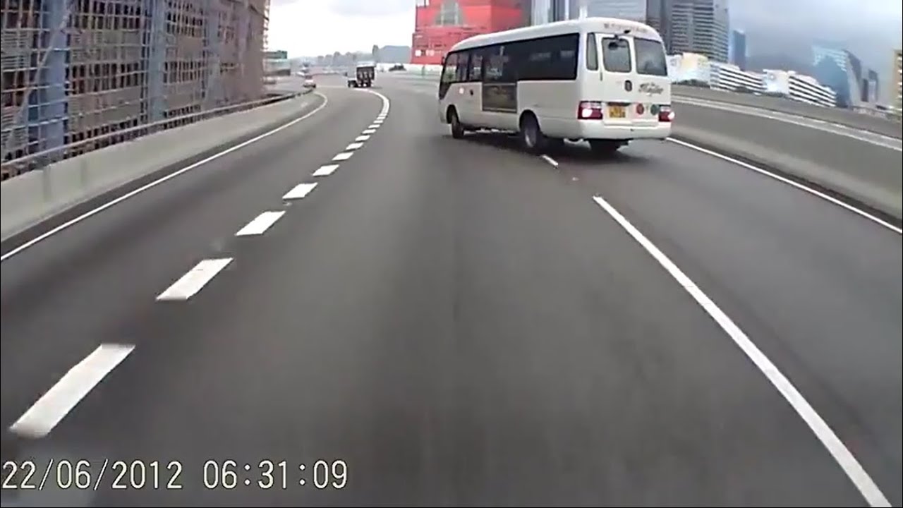 Sideways BUS! Japan - YouTube