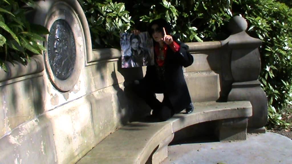 MICHAEL JACKSON HIDING PLACE - YouTube