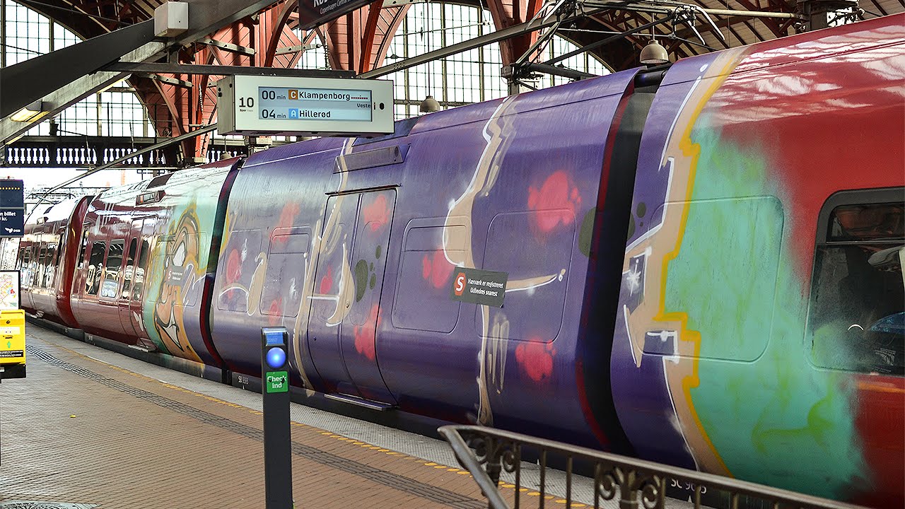 Running in Copenhagen (HD) 46 (s-tog) - YouTube