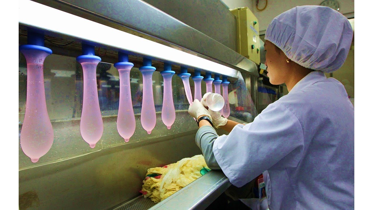 इस तरह फैक्ट्री में बनाए जाते है गुब्बारे (Balloons) | Balloons Making ...