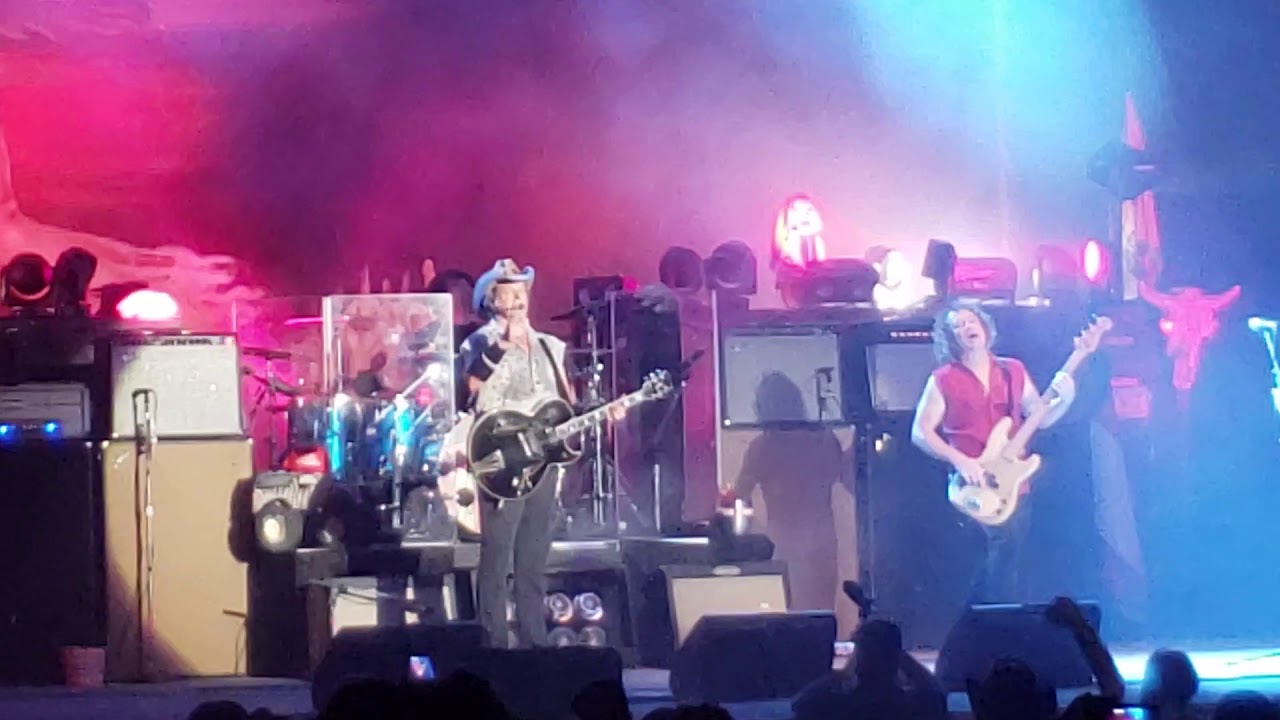 August 16th 2019 * Greensboro, North Carolina *Ted Nugent live * Wang ...