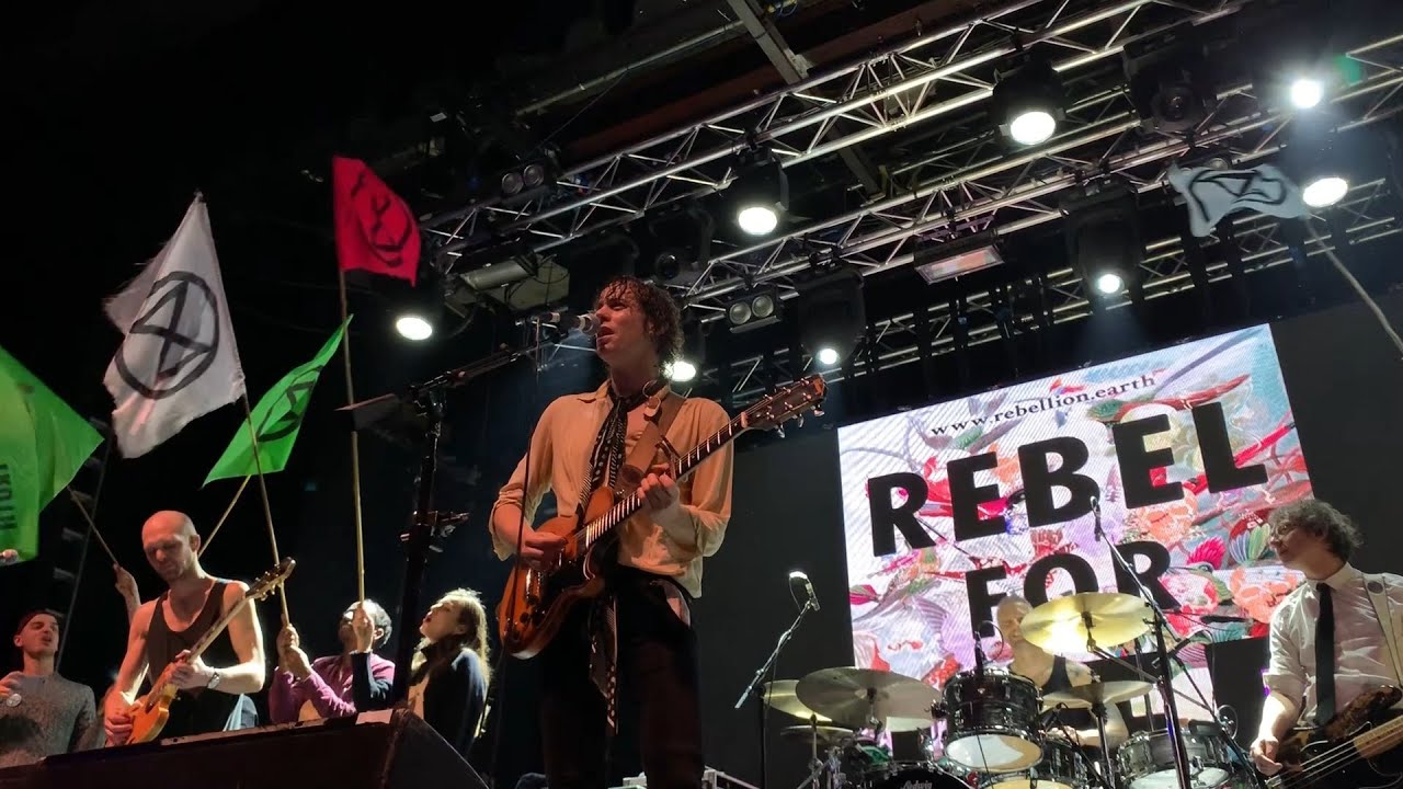 Rebels join Razorlight on stage at Electric Brixton | Extinction ...