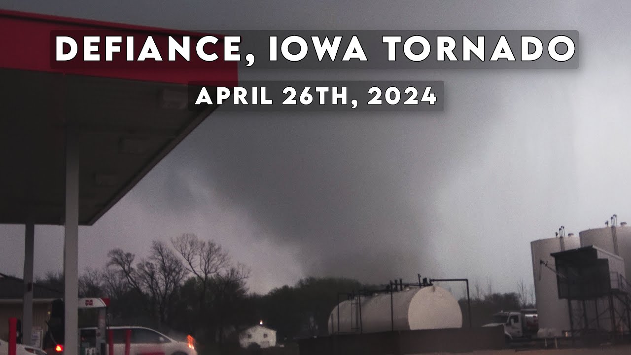 QLCS Tornado Surprises Us in Defiance Iowa | April 26th, 2024 - YouTube