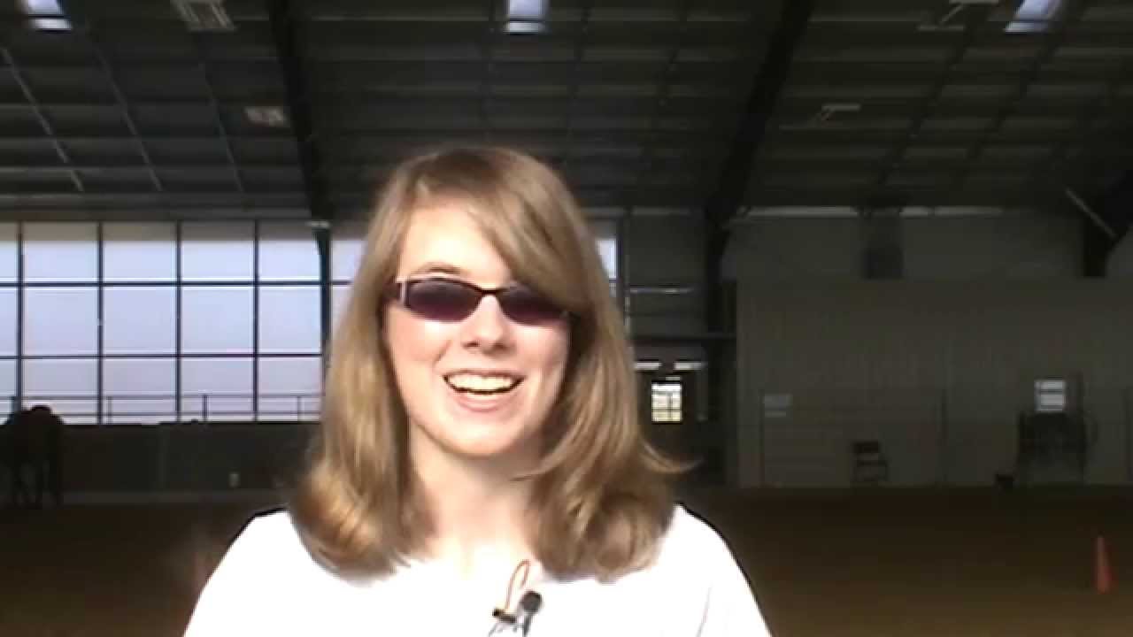 Proper Stirrup Placement on Your Foot - YouTube
