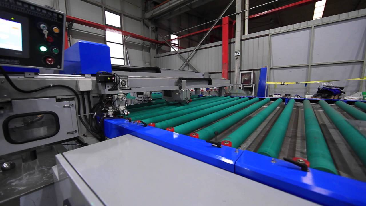 Hanjiang: Horizontal Seaming Machine HANJIANG - YouTube