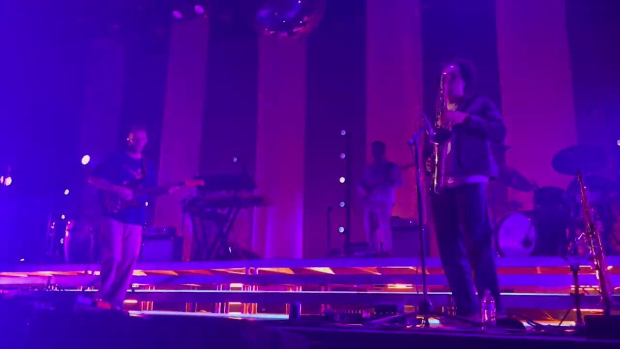 Nightrider Sax Solo (Tom Misch Tour NY 031522) - YouTube