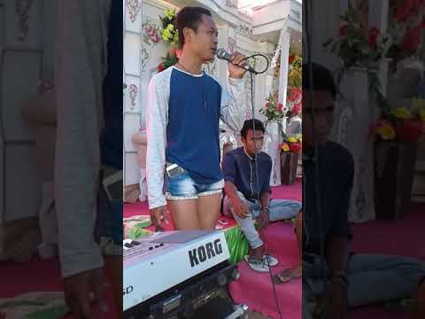 Suha bersuara Emas secawan madu